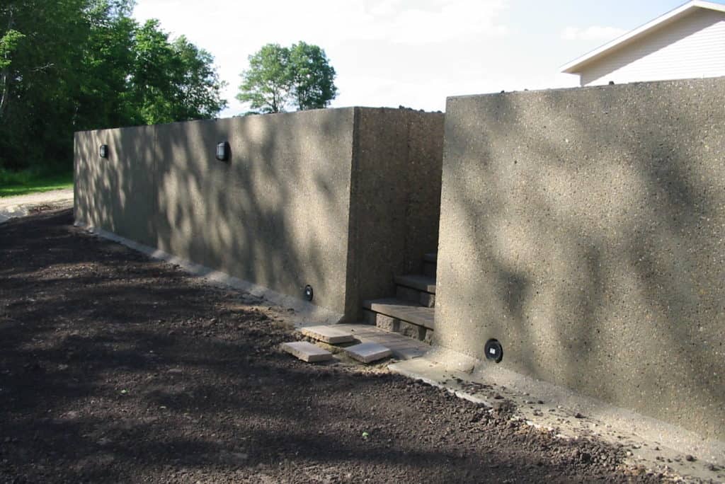 Highway Retaining Walls | Wieser Concrete